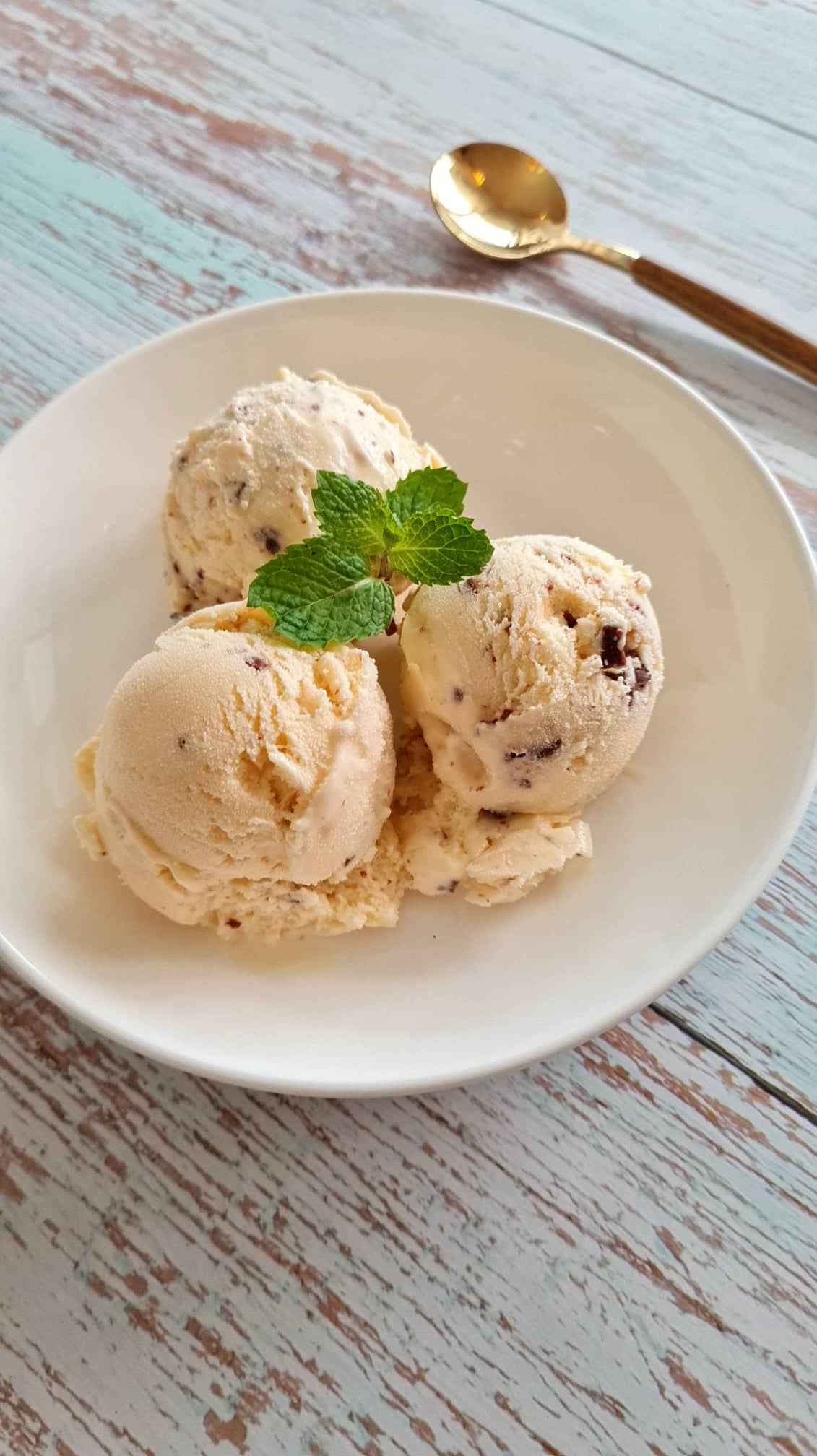 Vanilla Choco Chip (Sugar Free, Low Carb, & Gluten Free) - Chrisha's ...